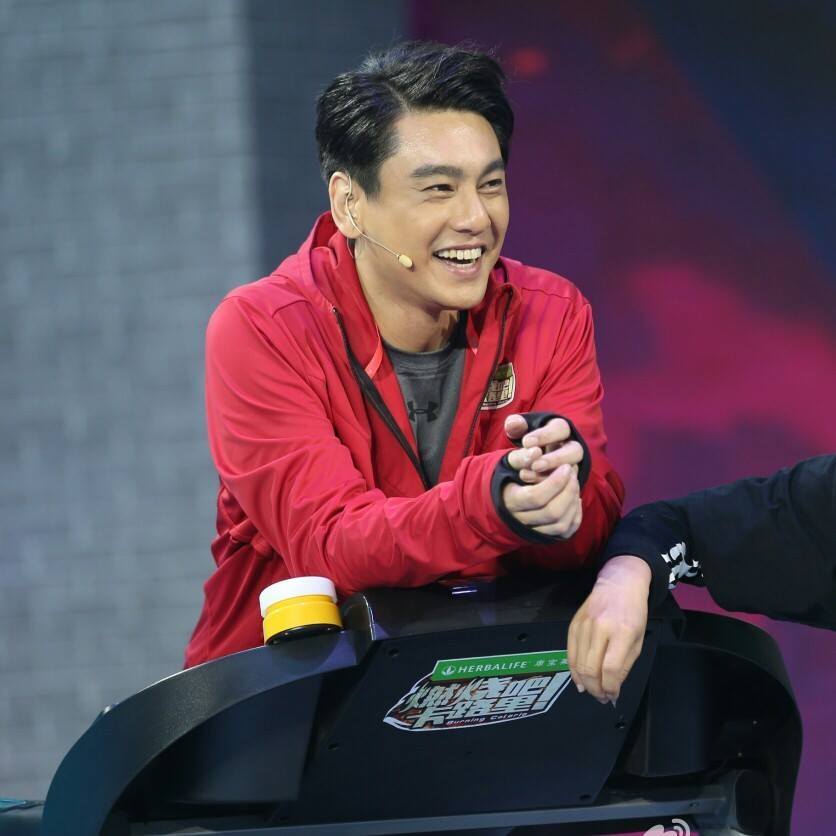 Ken Chu health update: Mandopop singer says no cure for illness, trying ...