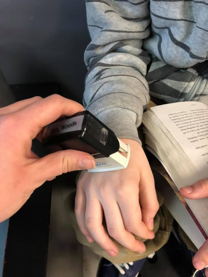 US teacher stamps students' hands; is this the best way to force kids ...