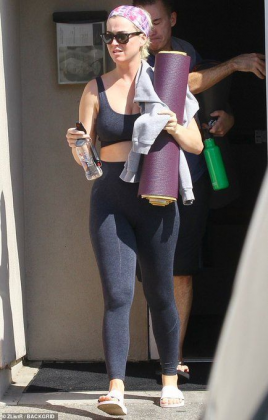 International Yoga Day: Katty Perry, Jennifer Aniston to Justin ...