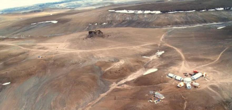 NASA's Mars Images Are Taken on Devon Island on Earth? Social Media ...