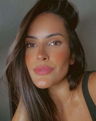 How Did Larissa Borges Die? Brazilian Fitness Influencer Dies Suddenly ...