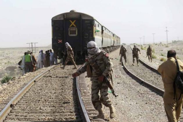 Pakistan Train Siege Ends; 346 Hostages Rescued, 33 Militants and 21 ...