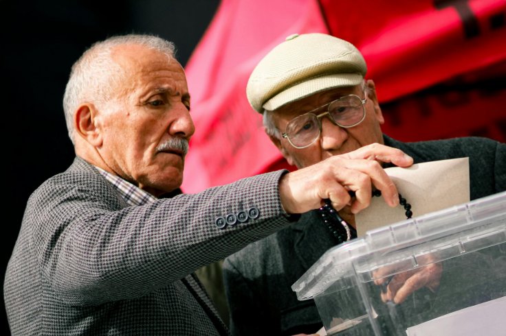 Gaza Heads to Polls for First Time in 20 Years as Palestinians Vote in ...