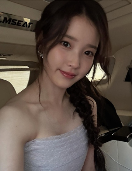 IU Issues Public Apology Amid 'Perfect Crown' Historical Inaccuracy ...