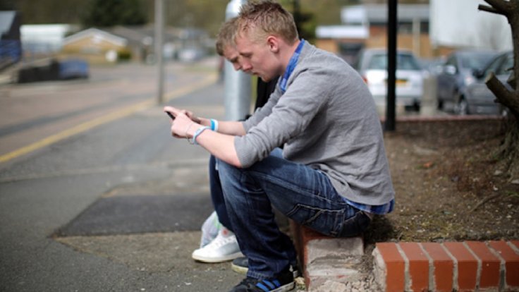 UK Faces Growing Youth Employment Crisis as Jobless Rate Reaches ...